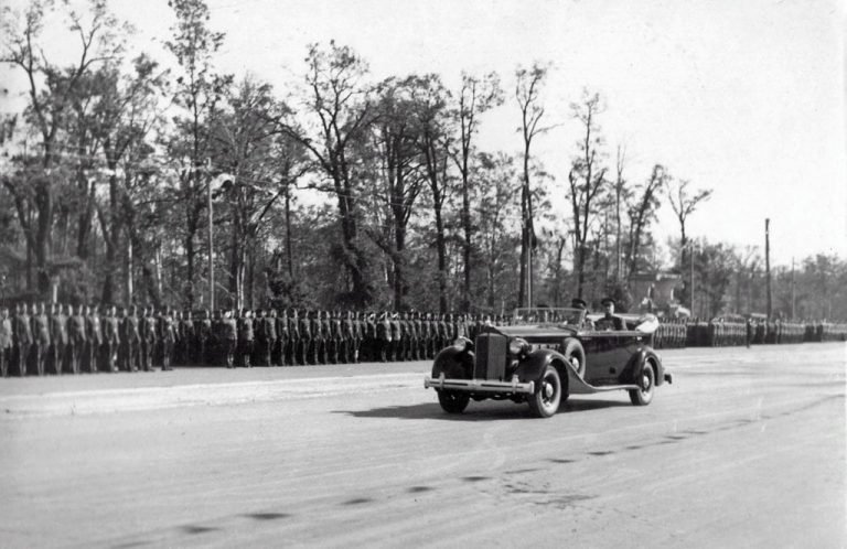 Allied Victory Parade 1945: The Forgotten Parade - Berlin Experiences