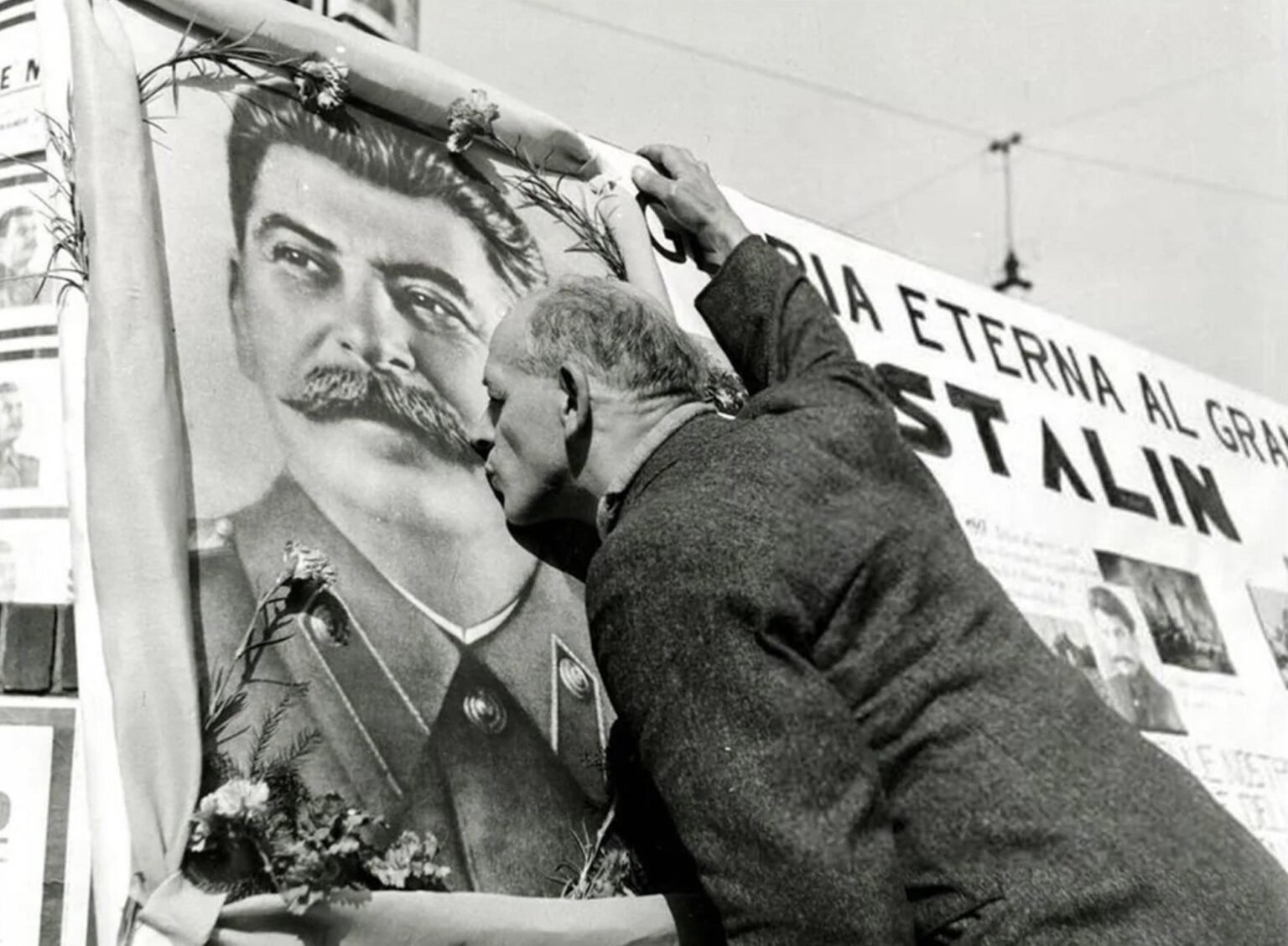 What Was The Socialist Kiss? - Mythbusting Berlin - Berlin Experiences